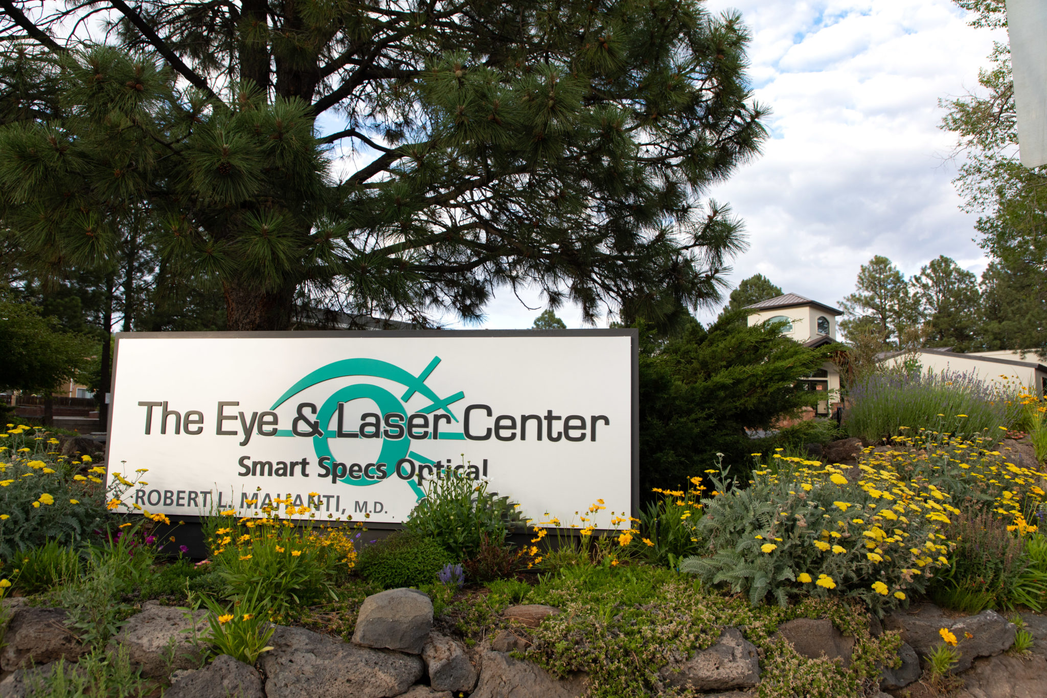 Dr Robert Mahanti Flagstaff | Ophthalmologist AZ | Opthamology Arizona